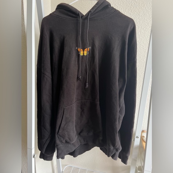 Brandy Melville | Tops | Brandy Melville Embroidered Butterfly Hoodie ...